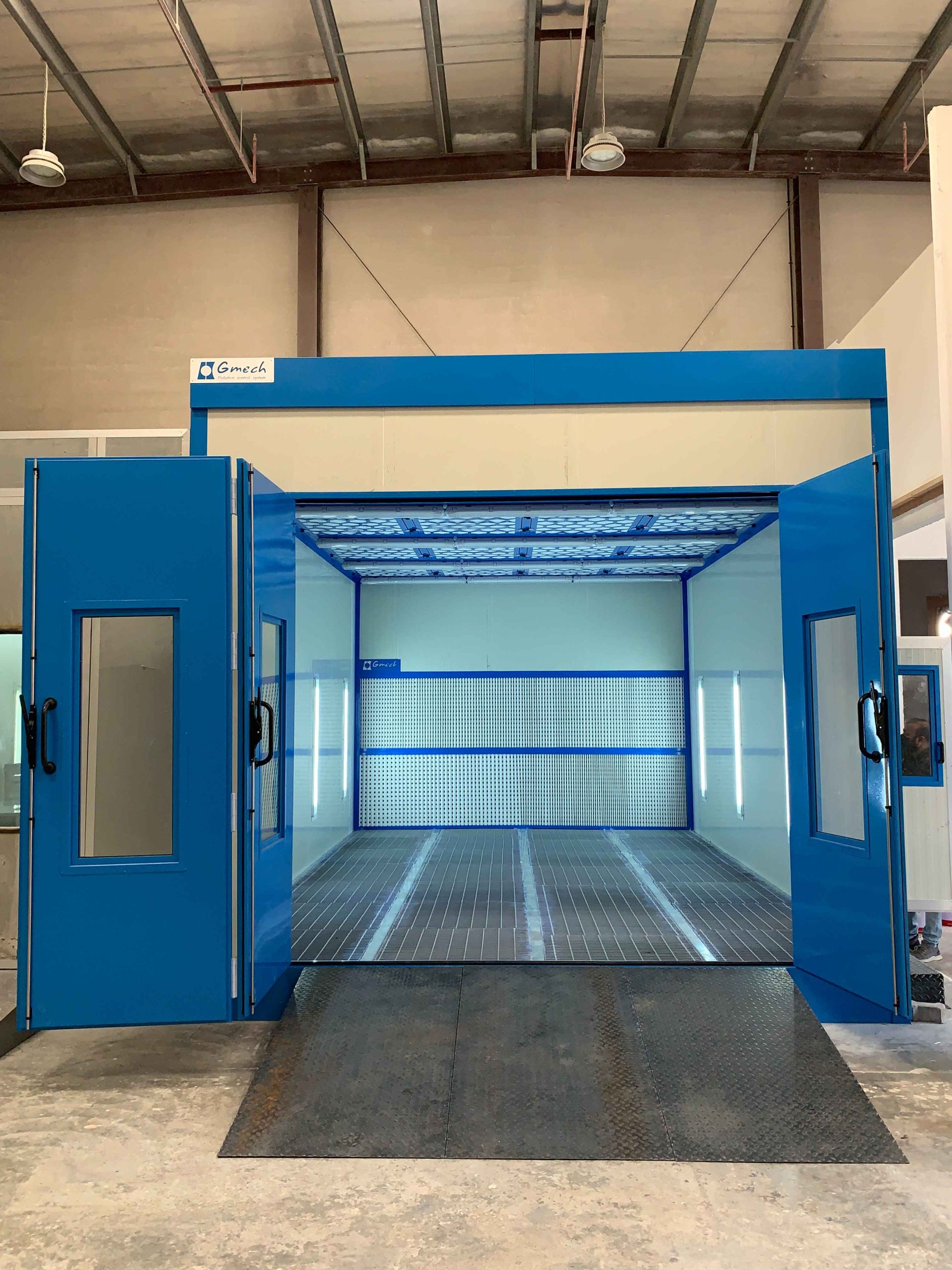 PRESSURIZED DOWN +SIDE DRAFT SPRAY BOOTH - ALQUOZ DUBAI-UAE ...