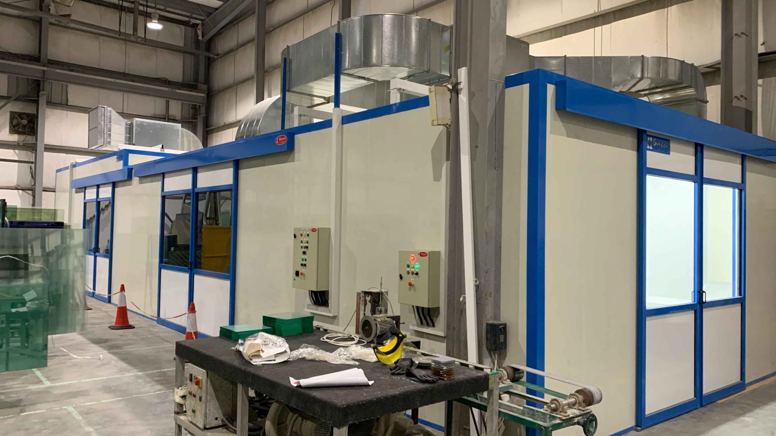 PRESSURIZED MANUAL SPRAY BOOTH SYSTEMS -RAS AL KHAIMAH - Gmechmiddleeast